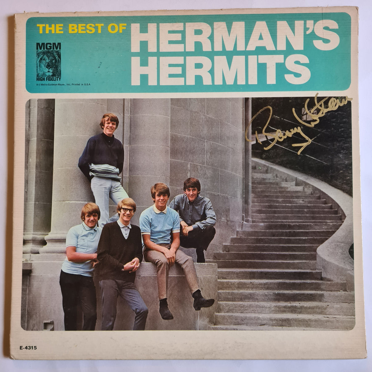 Herman's Hermits – The Best Of Herman's Hermits *SIGNED by: Barry Whit – Sound Hound Records